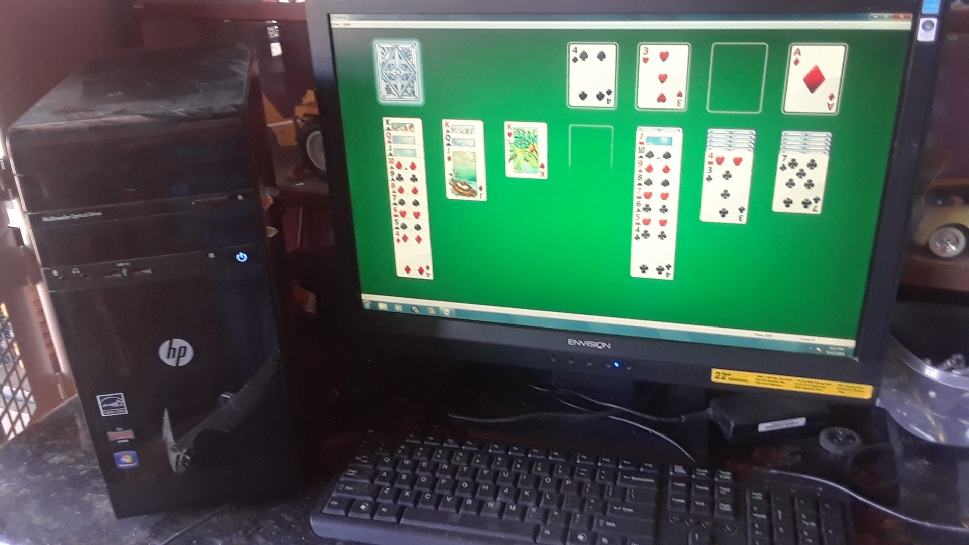 HP E2 Vision AMD for Sale in Victorville, CA - OfferUp