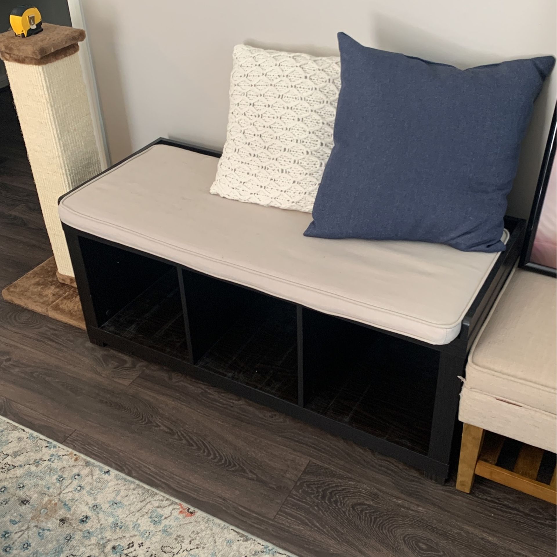 Padded 1x3 Square Storage Bench FOR SALE for Sale in Houston, TX - OfferUp