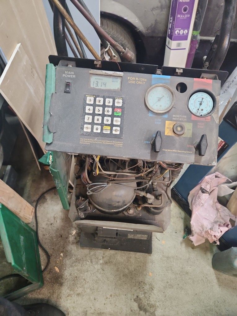 R134A Ac Machine Robinair 17534 for Sale in Burbank, IL - OfferUp