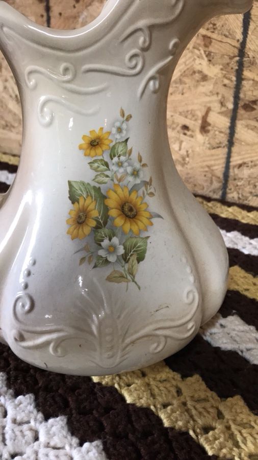 Ironstone Ceramics 1890 Pitcher Basin Bust