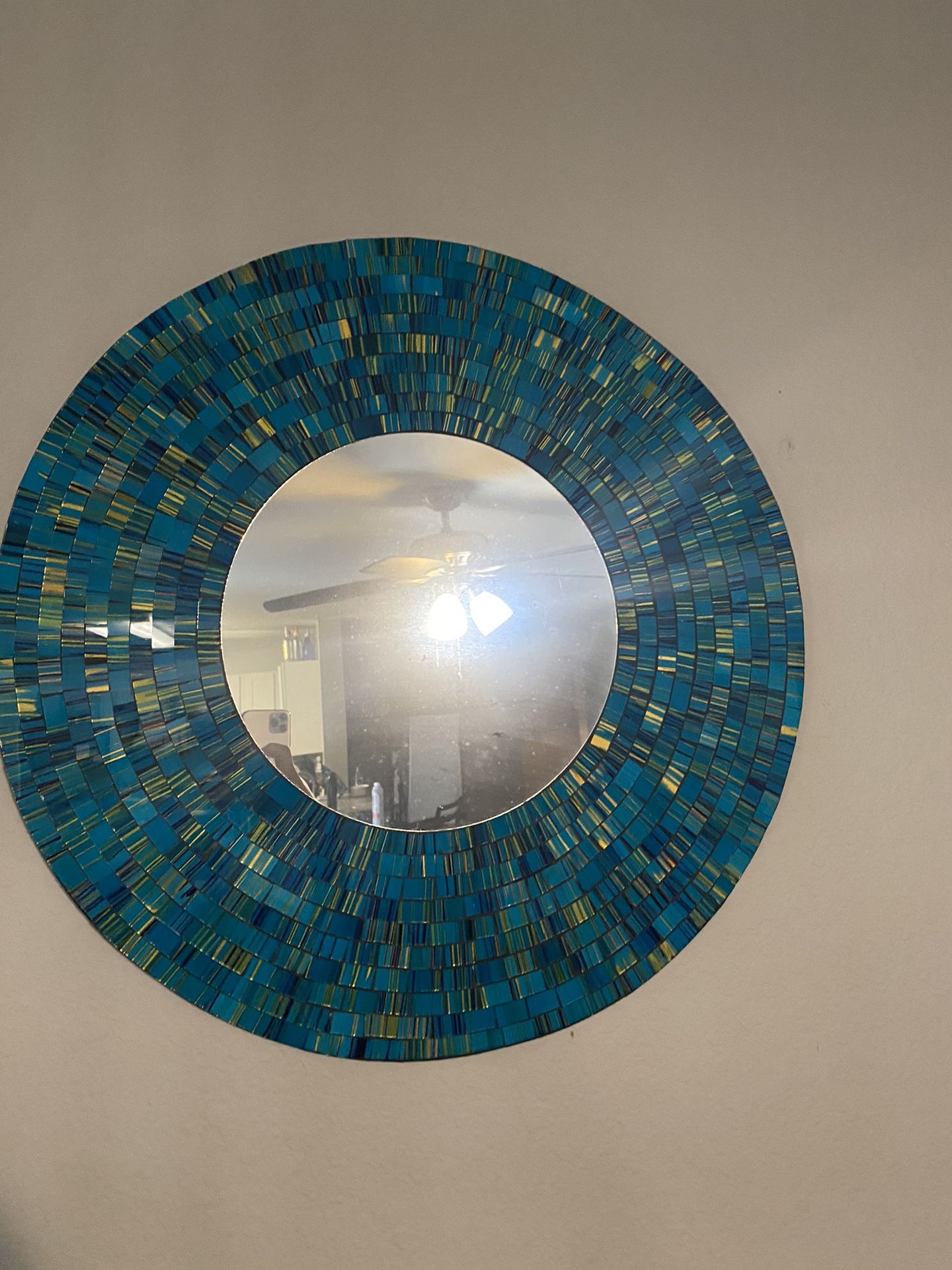 Turquoise Round Mirror for Sale in Tallahassee, FL - OfferUp