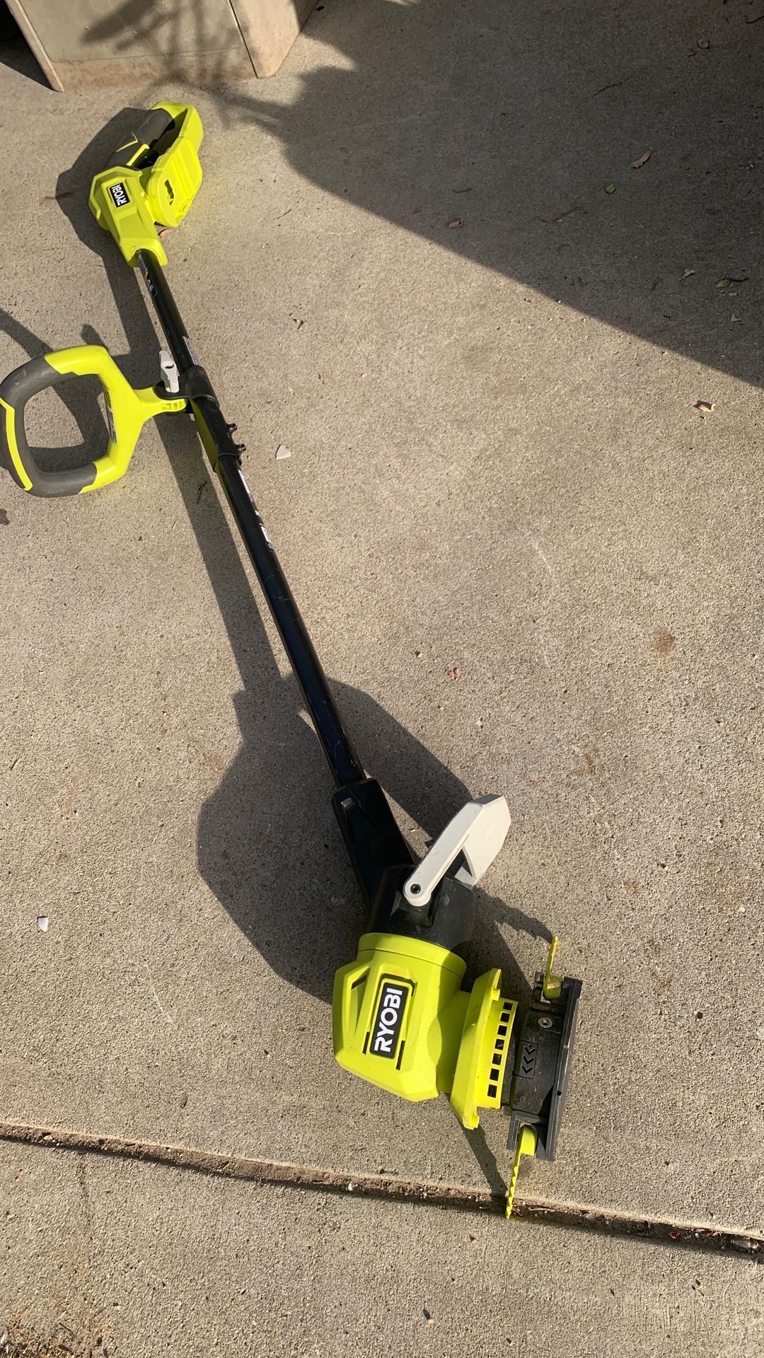 Ryobi Weed Wacker / Trimmer for Sale in Santee, CA - OfferUp