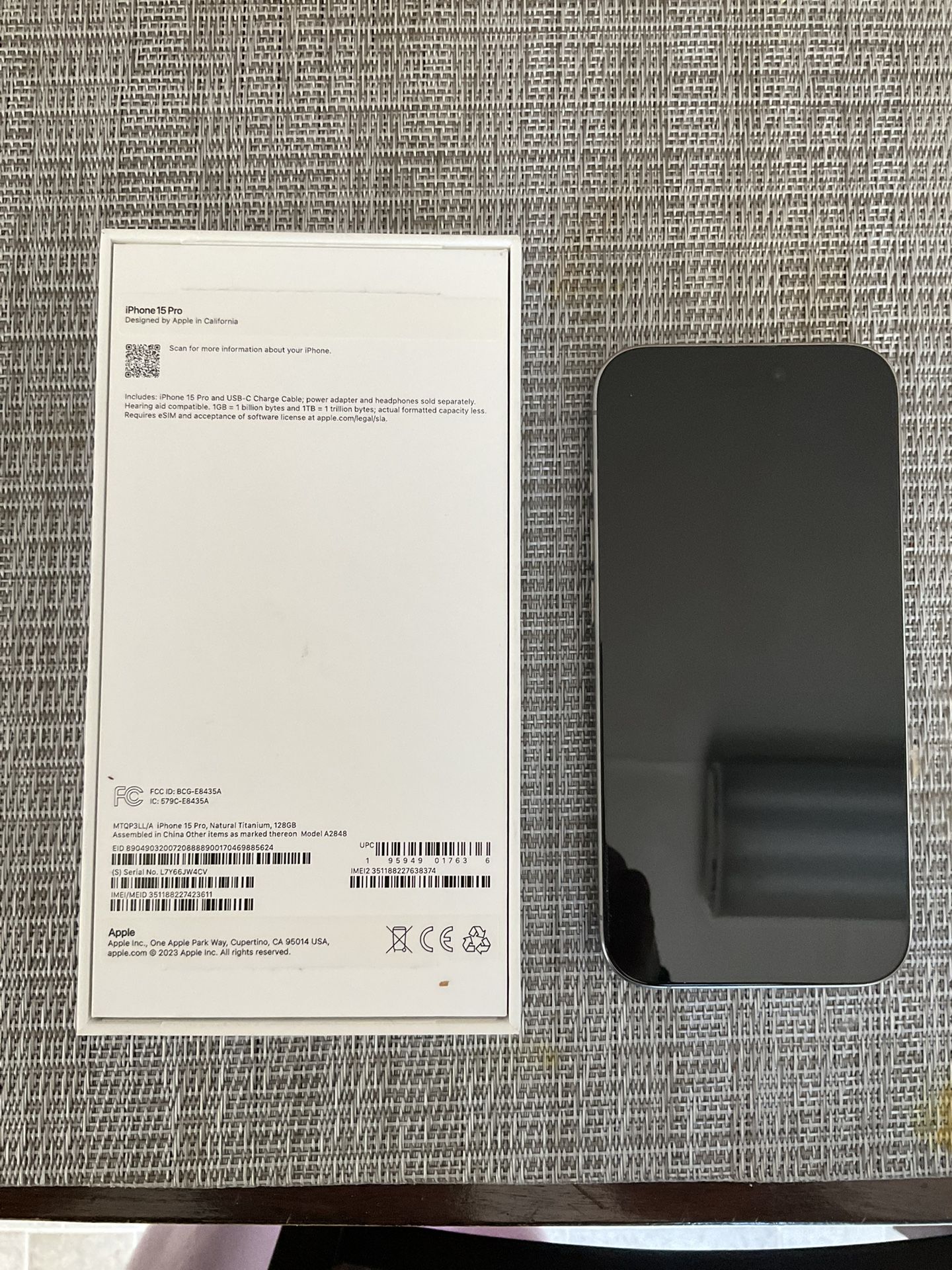 Excellent, Like New, Factory Unlocked iPhone 15 Pro for Sale in Santa ...