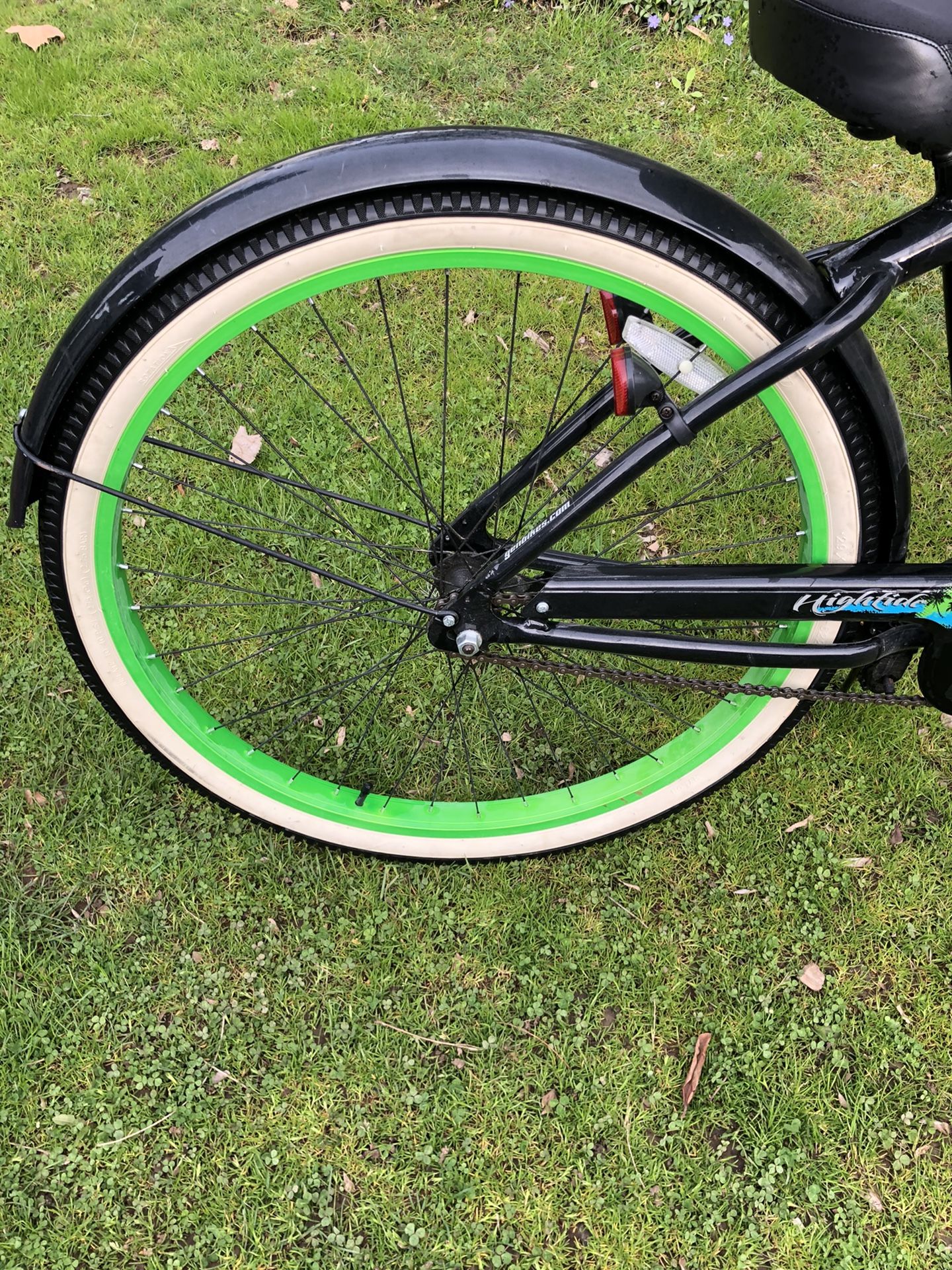 Genesis High tide Aluminum 29” Cruiser Bike Bicycle for Sale in ...