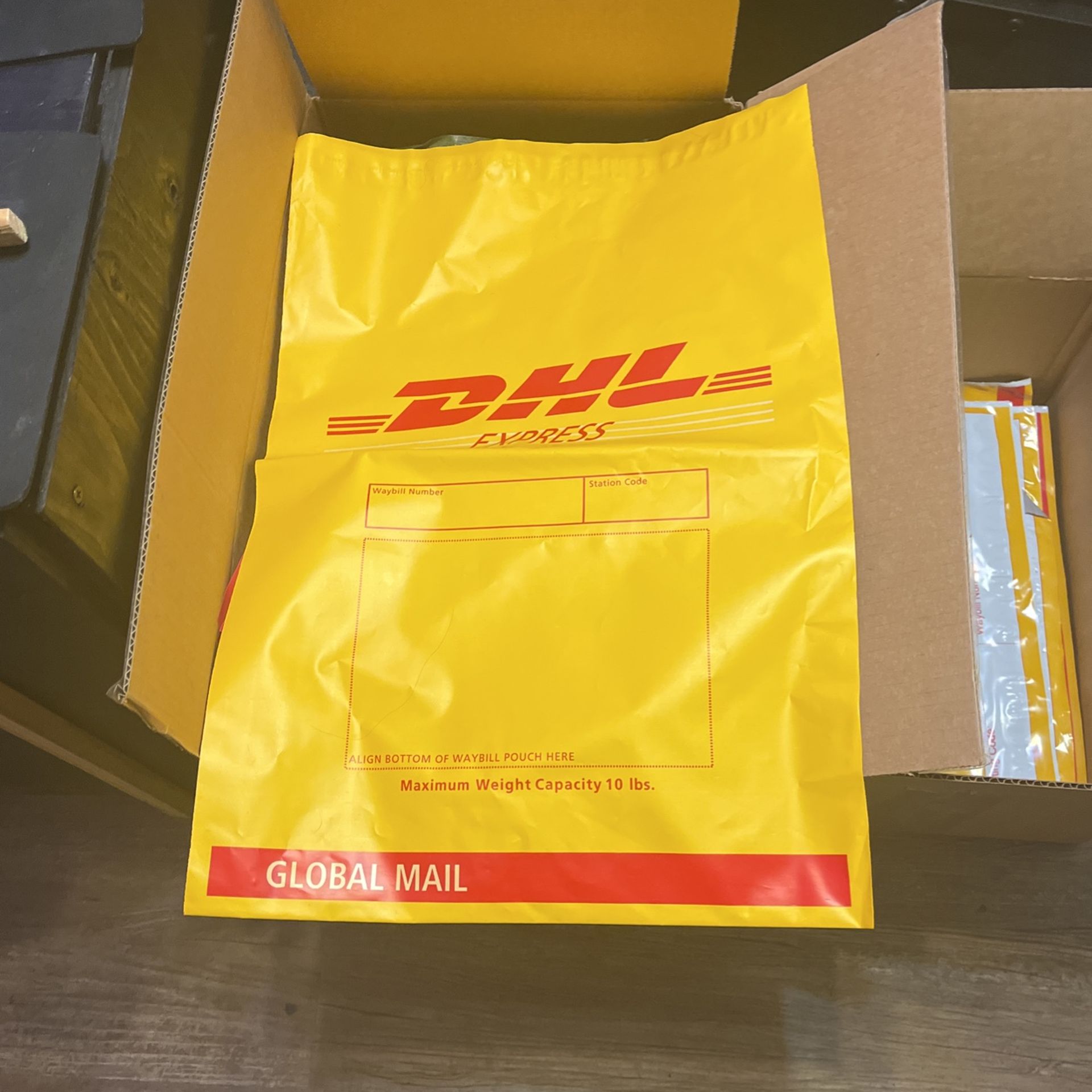 Dhl Global Mail Logo