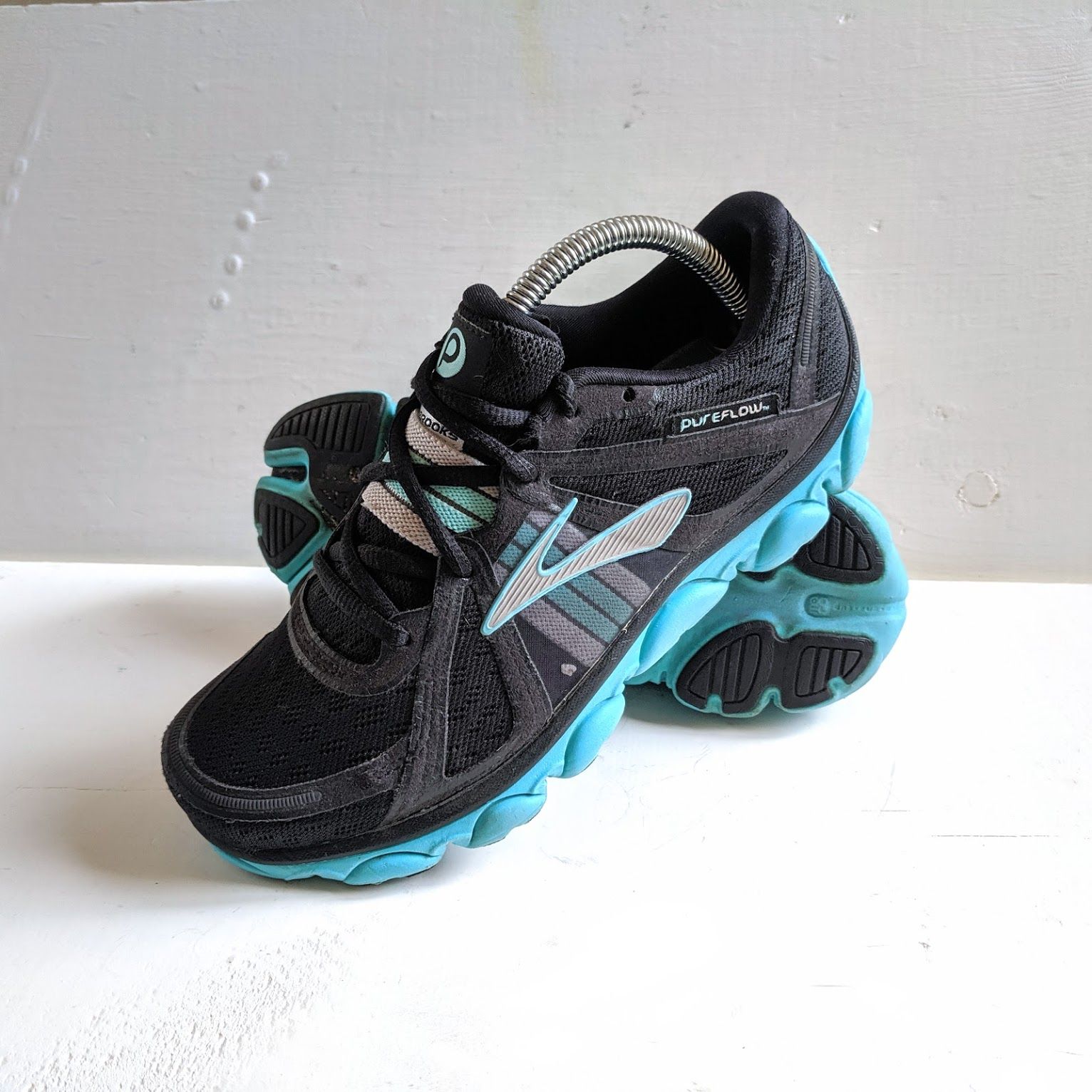 Brooks Pure Flow Running Shoes Women's 7 for Sale in Mesa, AZ - OfferUp
