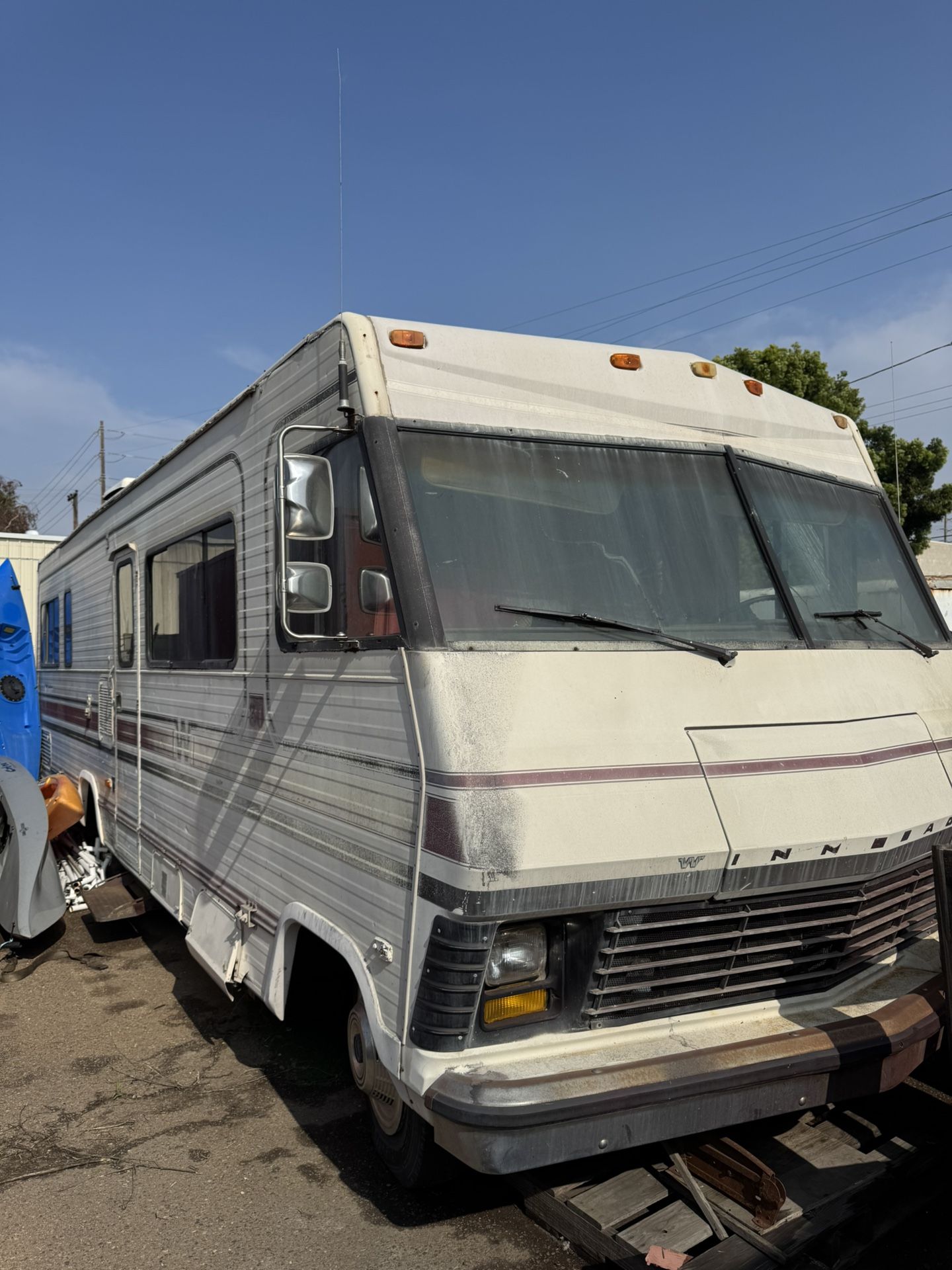 30 Ft Winnebago 1985 for Sale in San Diego, CA - OfferUp