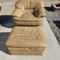 Leather Single Sofa With Foot Rest for Sale in El Paso TX OfferUp