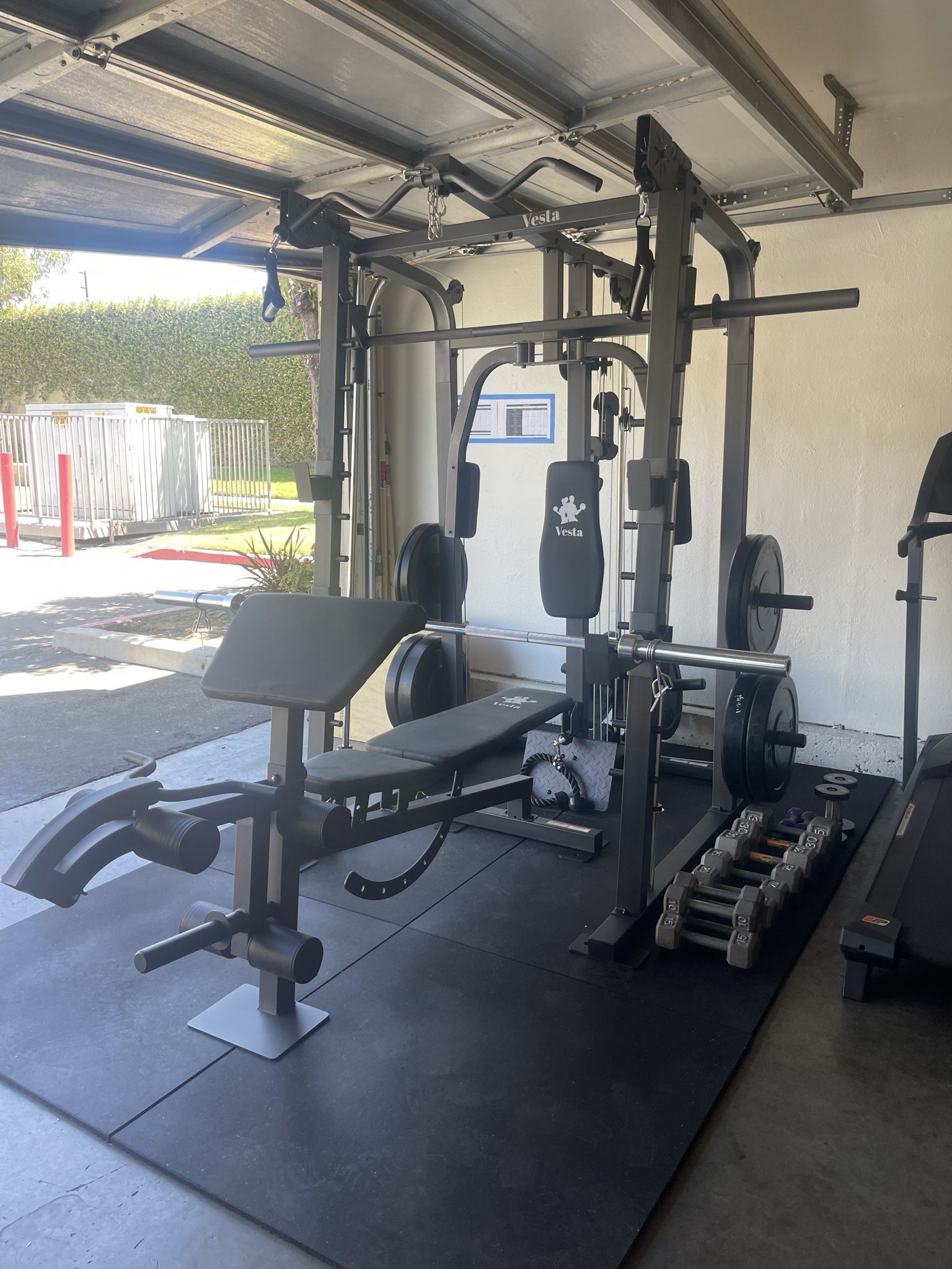 Vesta Fitness Smith Machine 2001 w/Bench Attachment | 230lb Bumpers ...