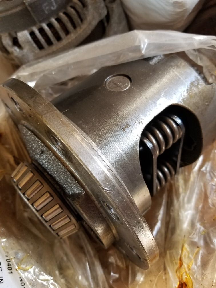 GM 8.5 10 BOLT EATON STYLE POSI UNIT. for Sale in Davie, FL - OfferUp