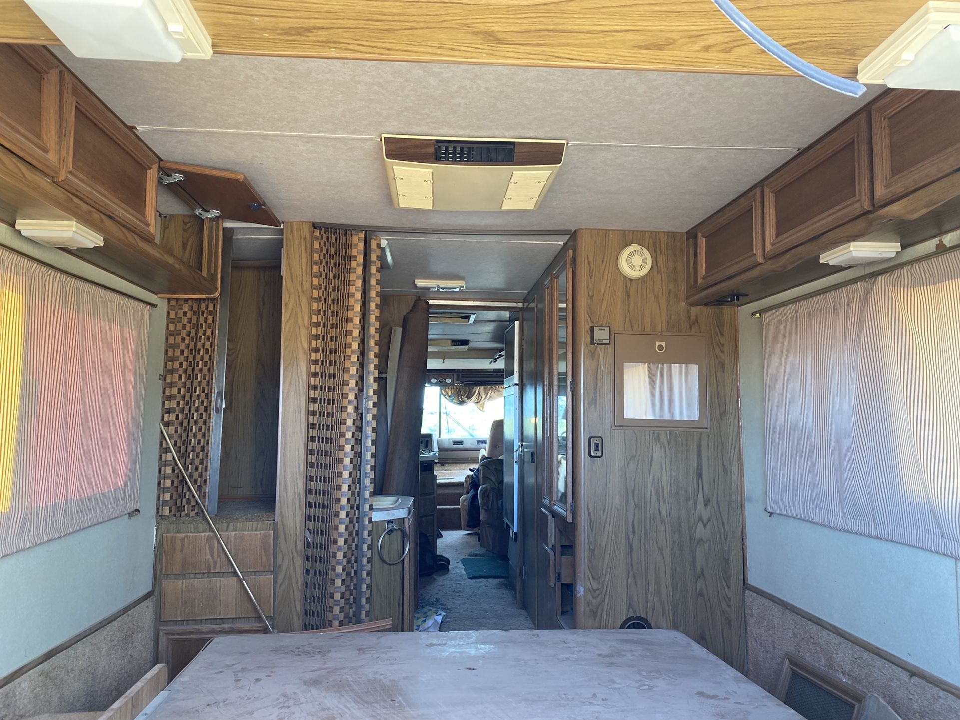 Fleetwood Motorhome, 1985, Tan for Sale in Edison, CA - OfferUp