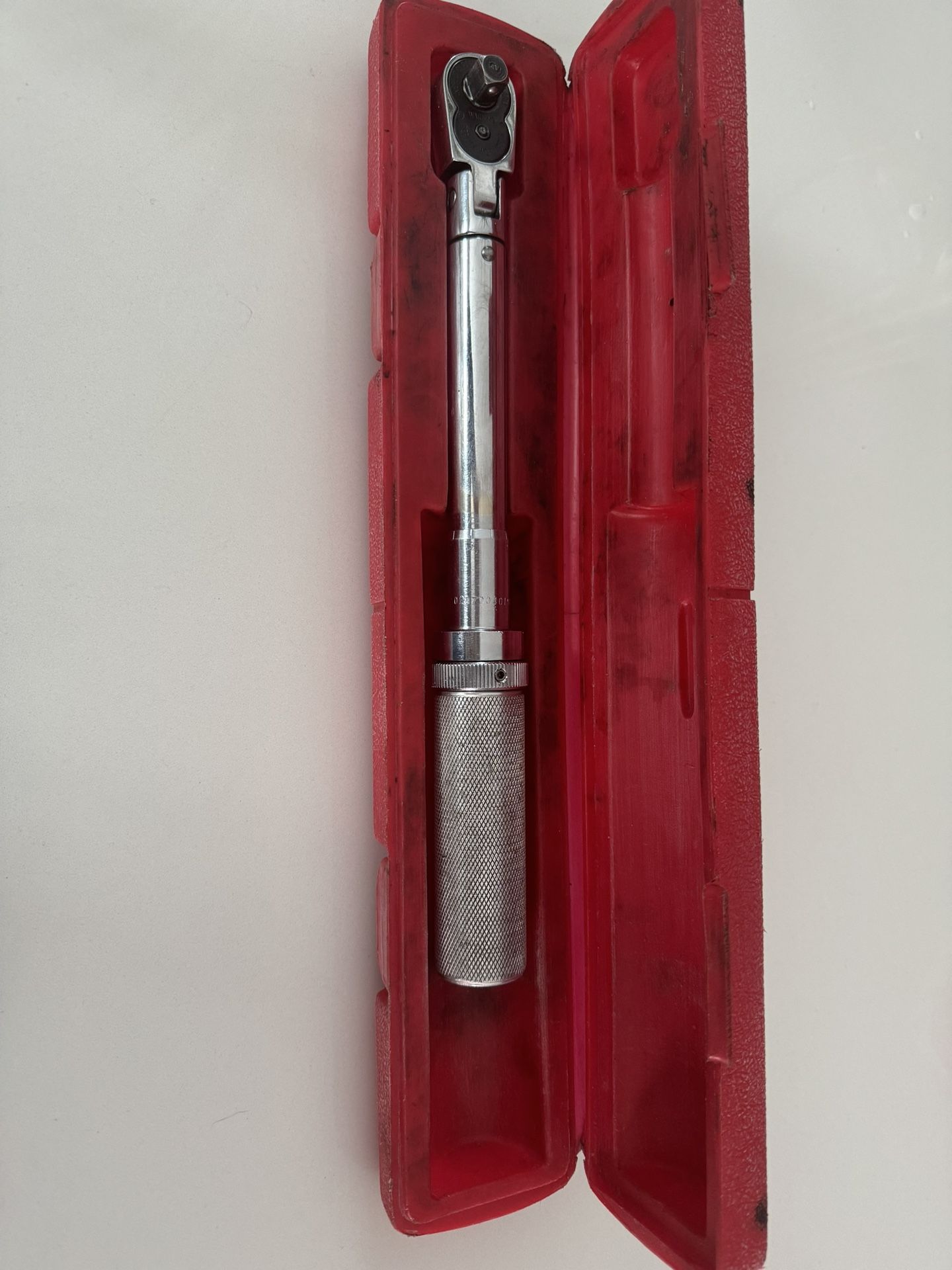 Snap-On QJFR-2750 3/8' Flex Head Torque Wrench With Case for Sale in ...