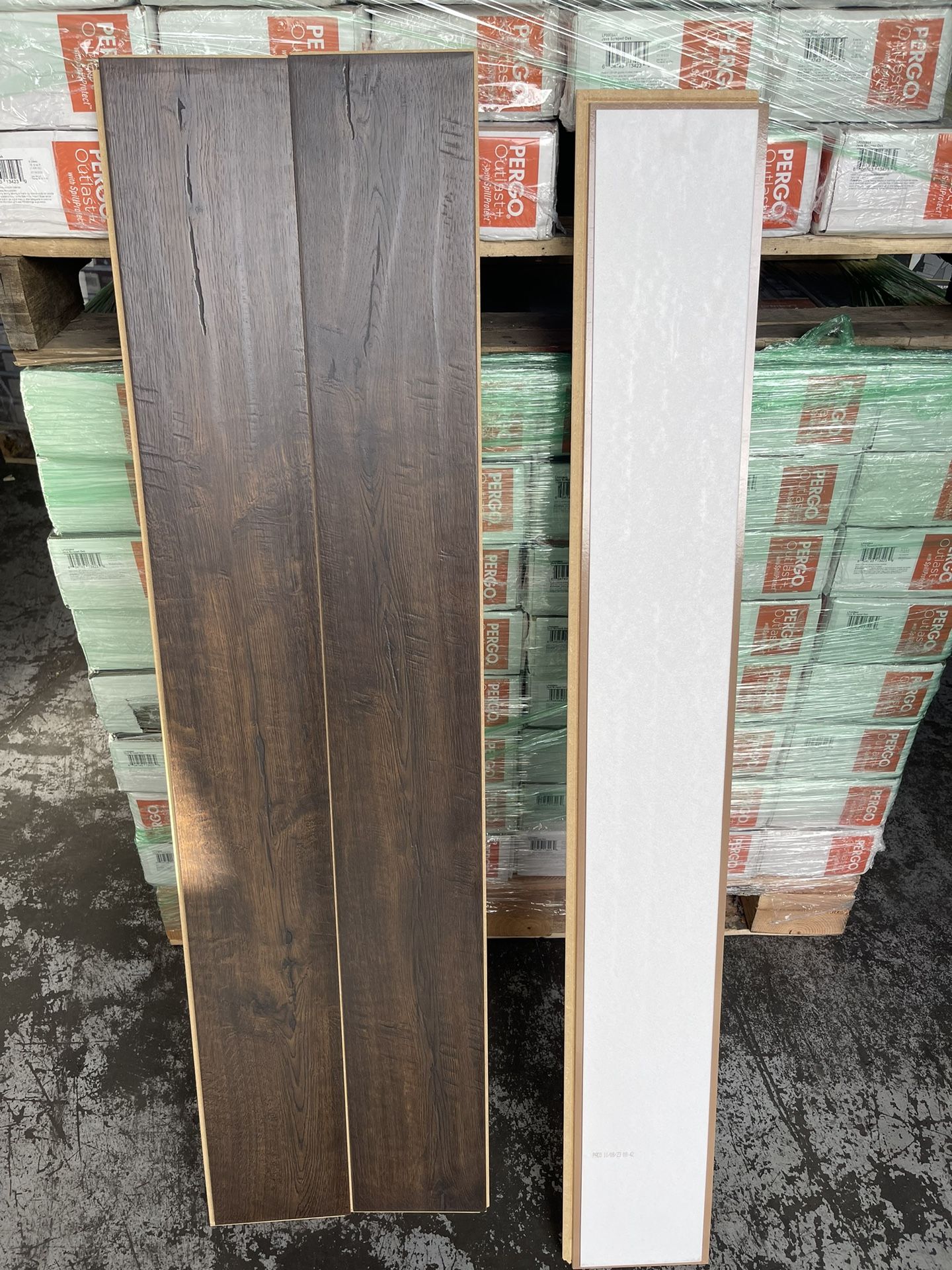 Java Scraped Oak 12 mm T x 6.1 in. W Waterproof Laminate Wood Flooring ...