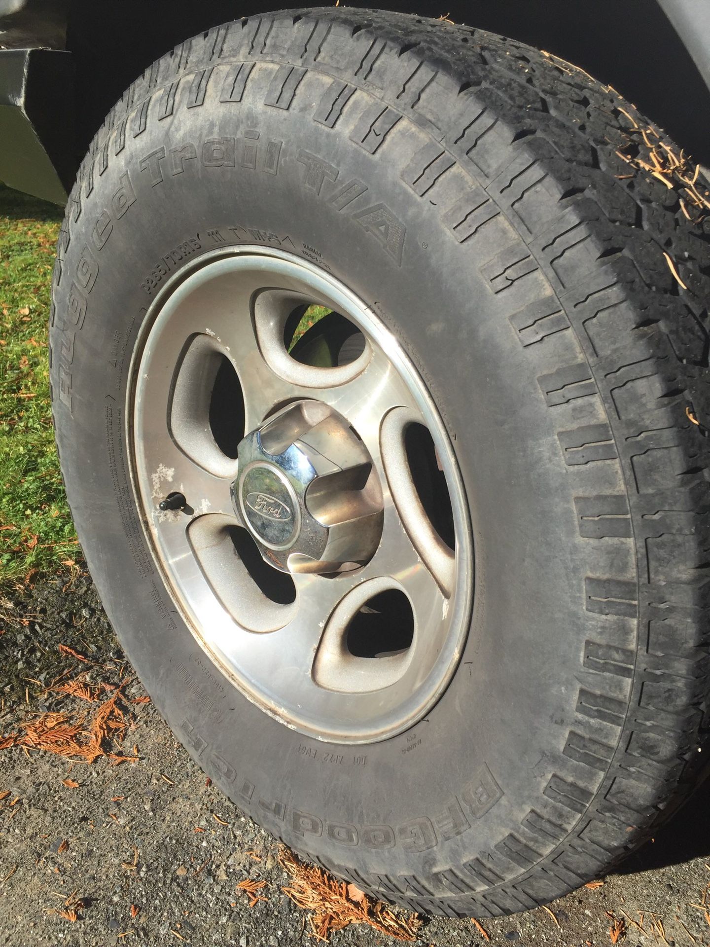 Ford ranger tires and rims for Sale in Issaquah, WA - OfferUp