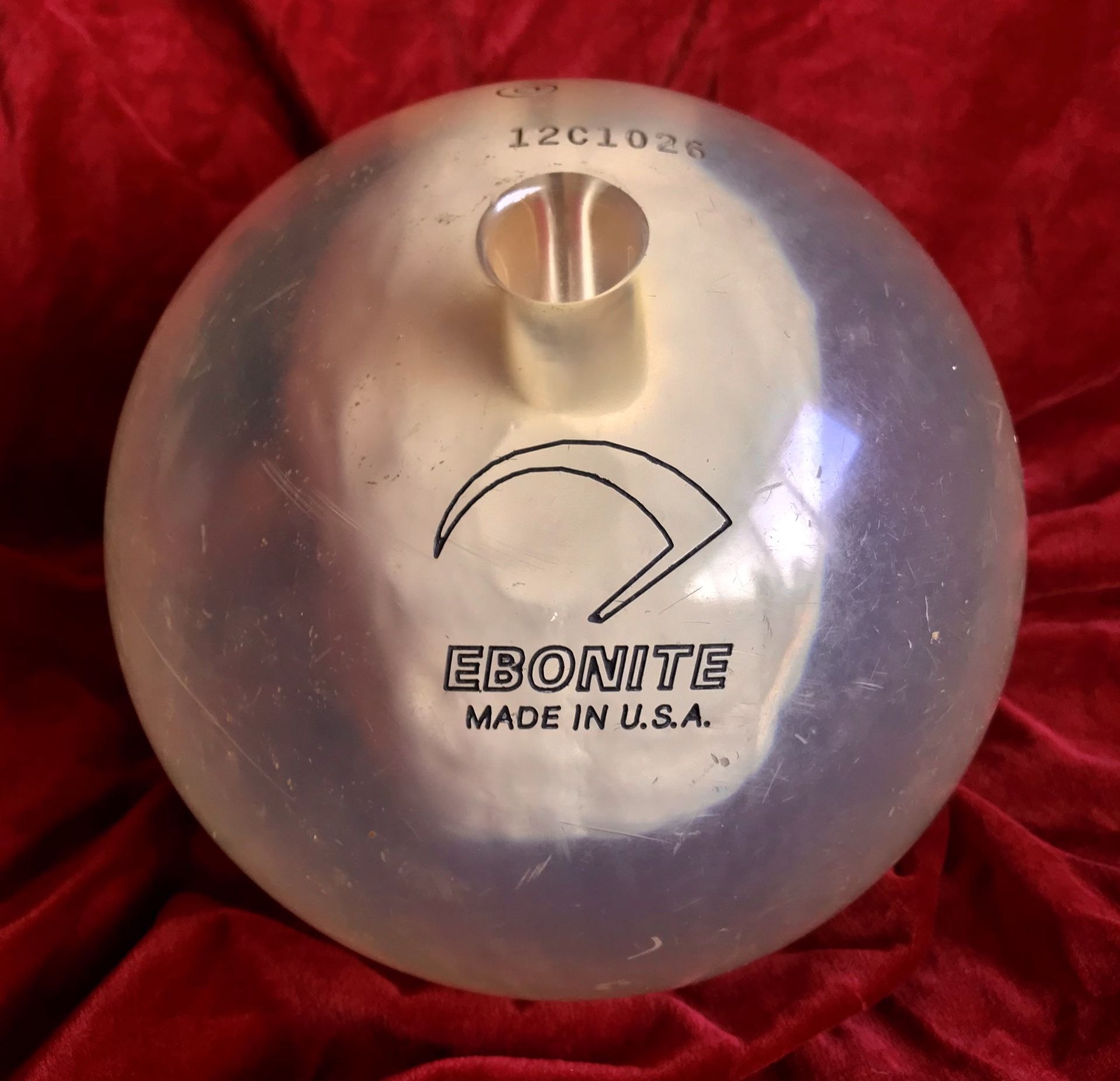 EBONITE Vintage Skull Bowling Ball for Sale in Ventura, CA - OfferUp