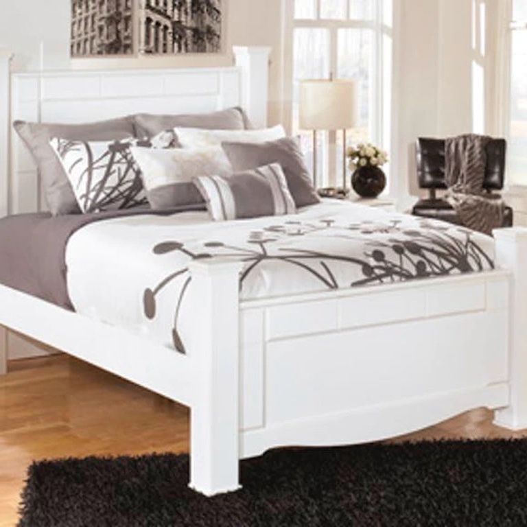Ashley Design By Ashley Annifern white poster Bed for Sale in Mckinney TX OfferUp