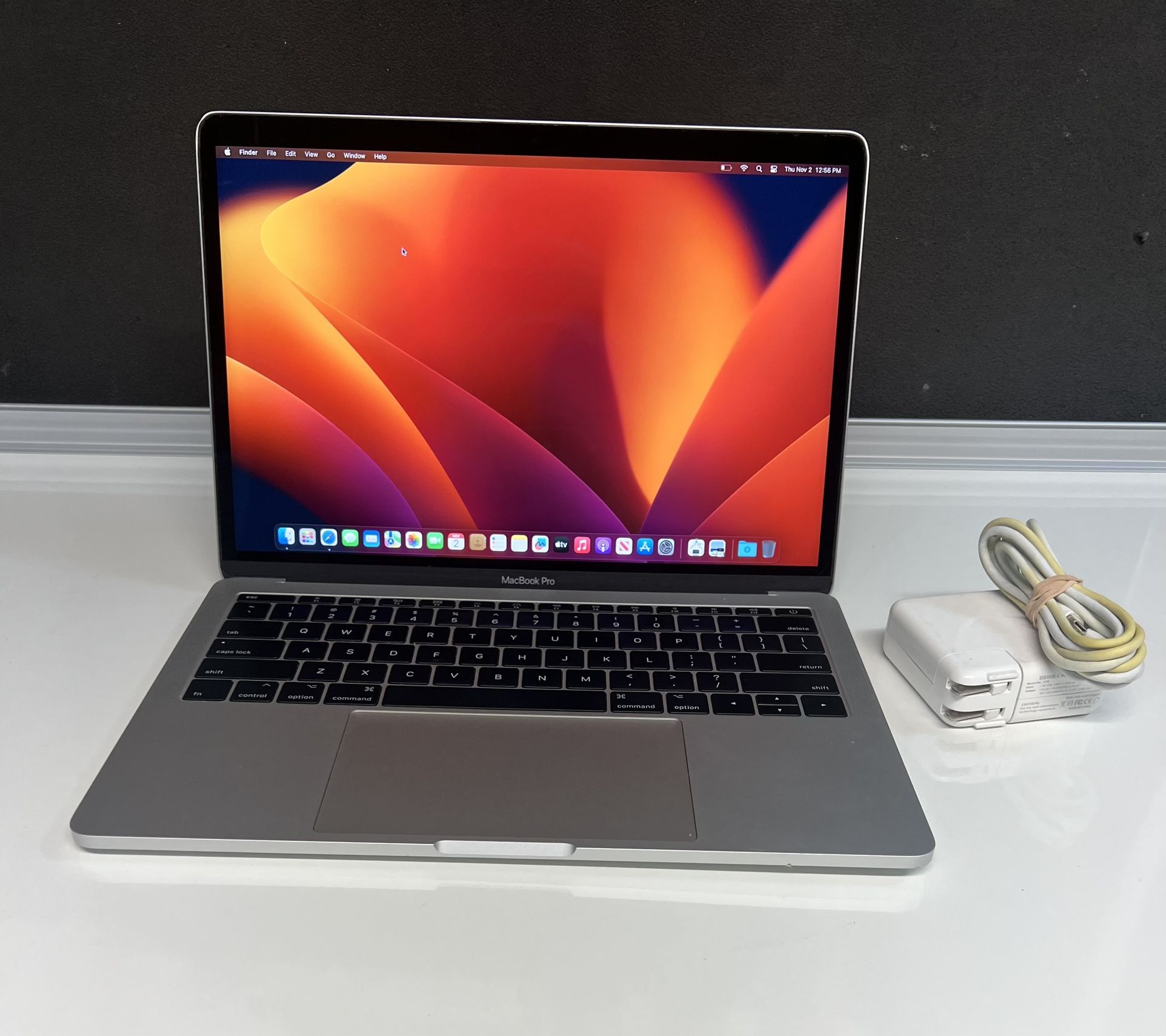 2017 Apple MacBook Pro A1708 13" 250GB SSD Intel Core i7 @2.5GHz 16GB ...