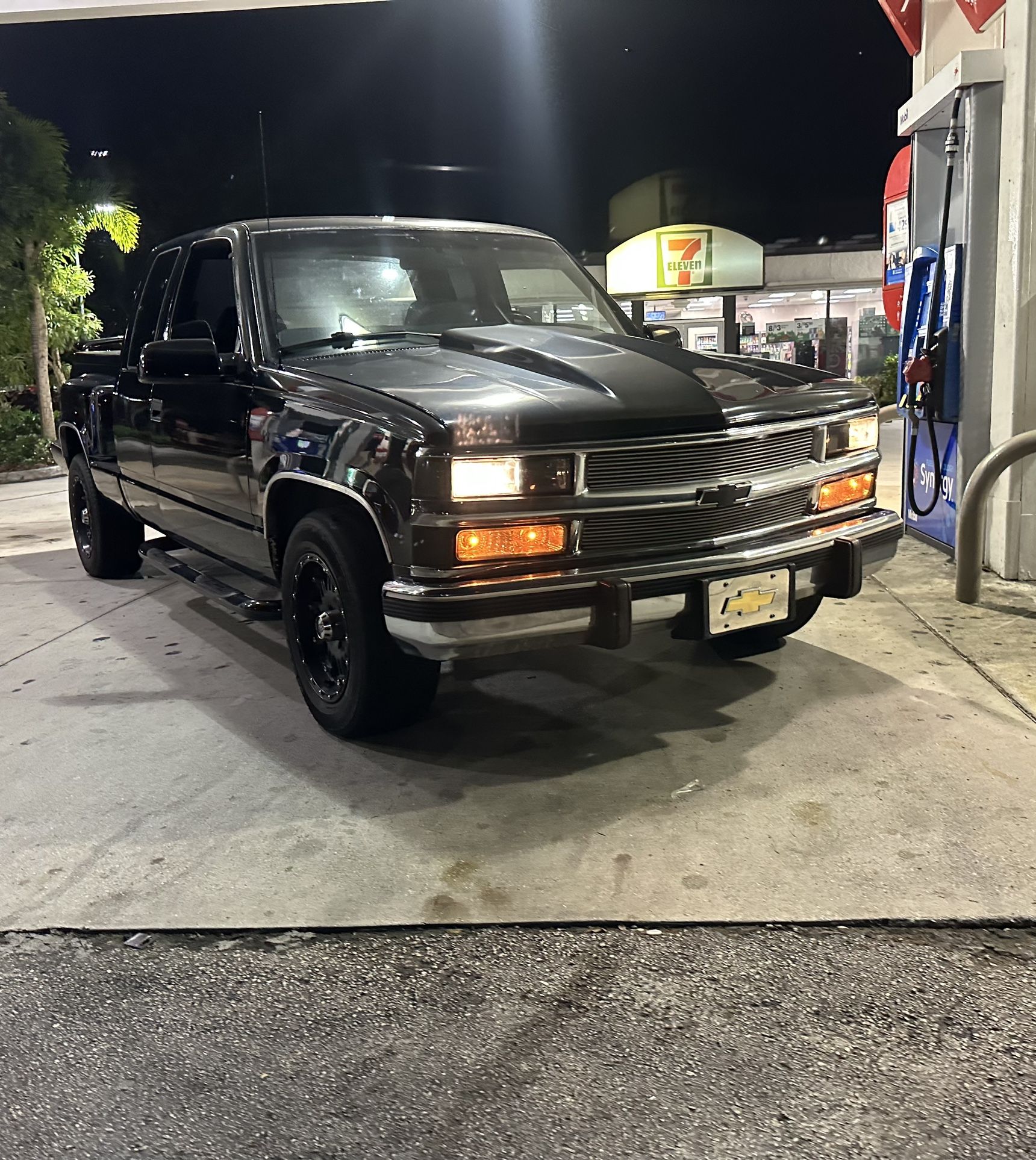 Chevy Silverado 1500 5.7 V8 350 for Sale in Fort Lauderdale, FL - OfferUp