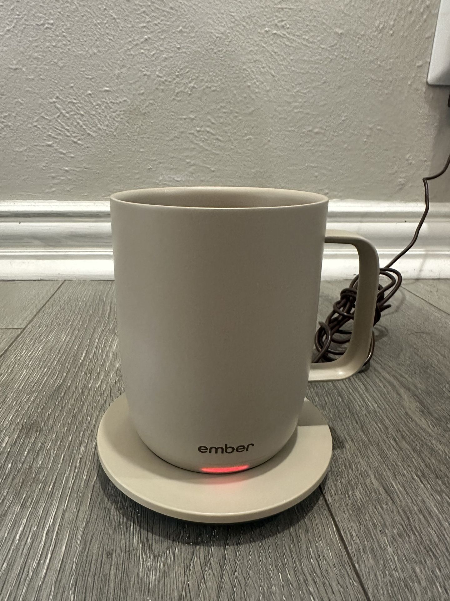 Lightly Used 14 oz Ember Smart Mug 2 (Sand Edition) with Charging ...