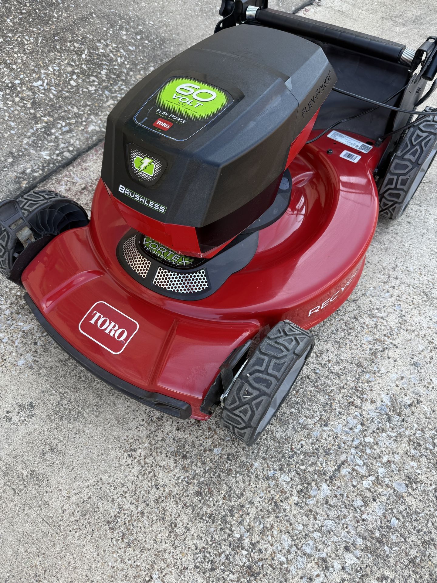 Toro Recycler 21466 22 in. 60 V Battery Self-Propelled Lawn Mower for ...