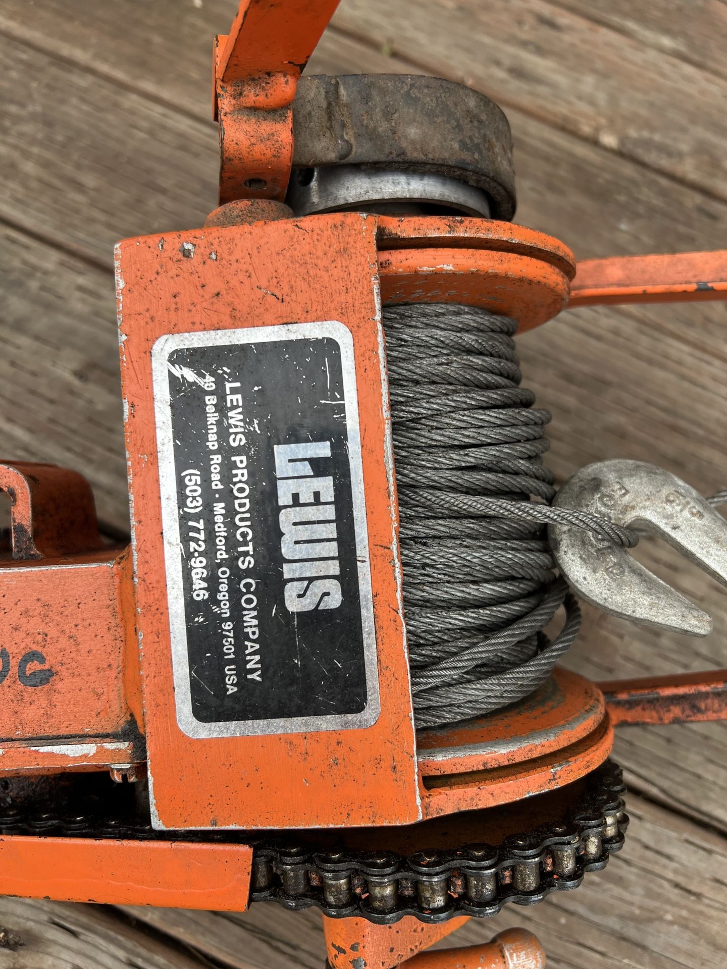 Lewis Chain Saw Winch for Sale in Spanaway, WA - OfferUp