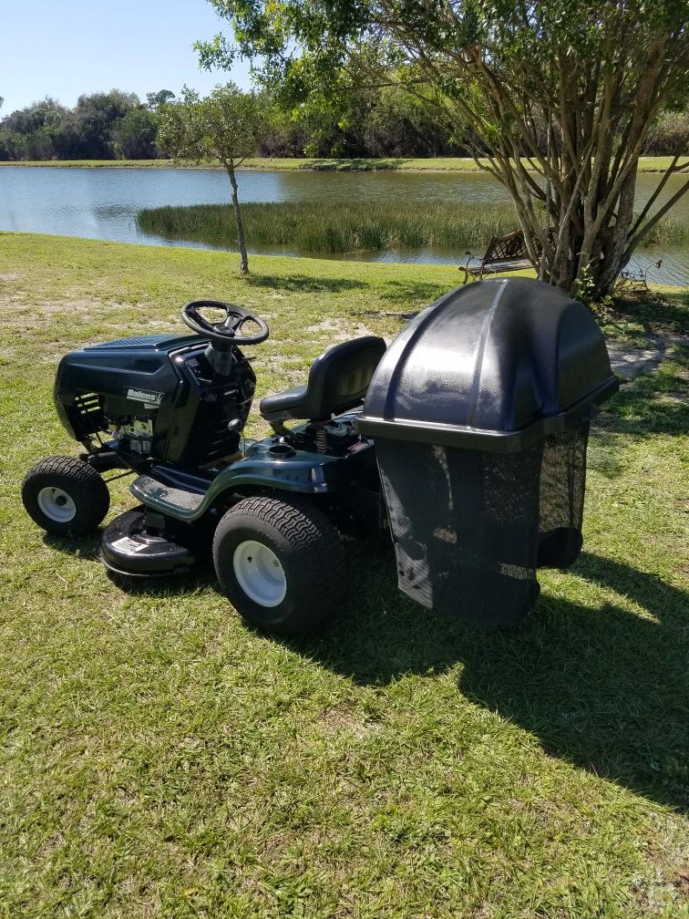 Bolens by MTD Riding Lawn Mower. 13.5Hp. 38" Cut. Runs Great. for Sale ...