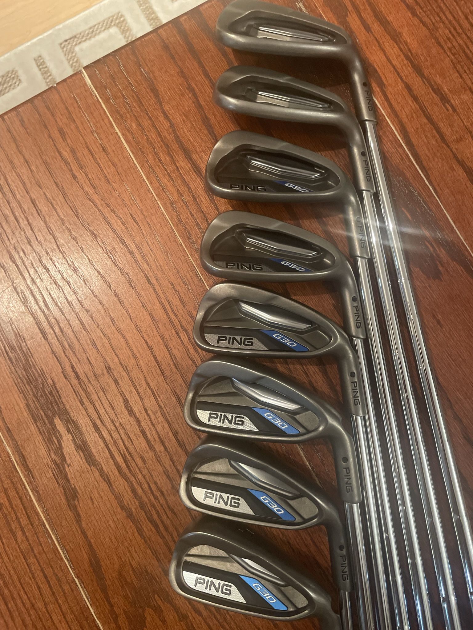 Ping G30 Irons Set- RH for Sale in Los Angeles, CA - OfferUp