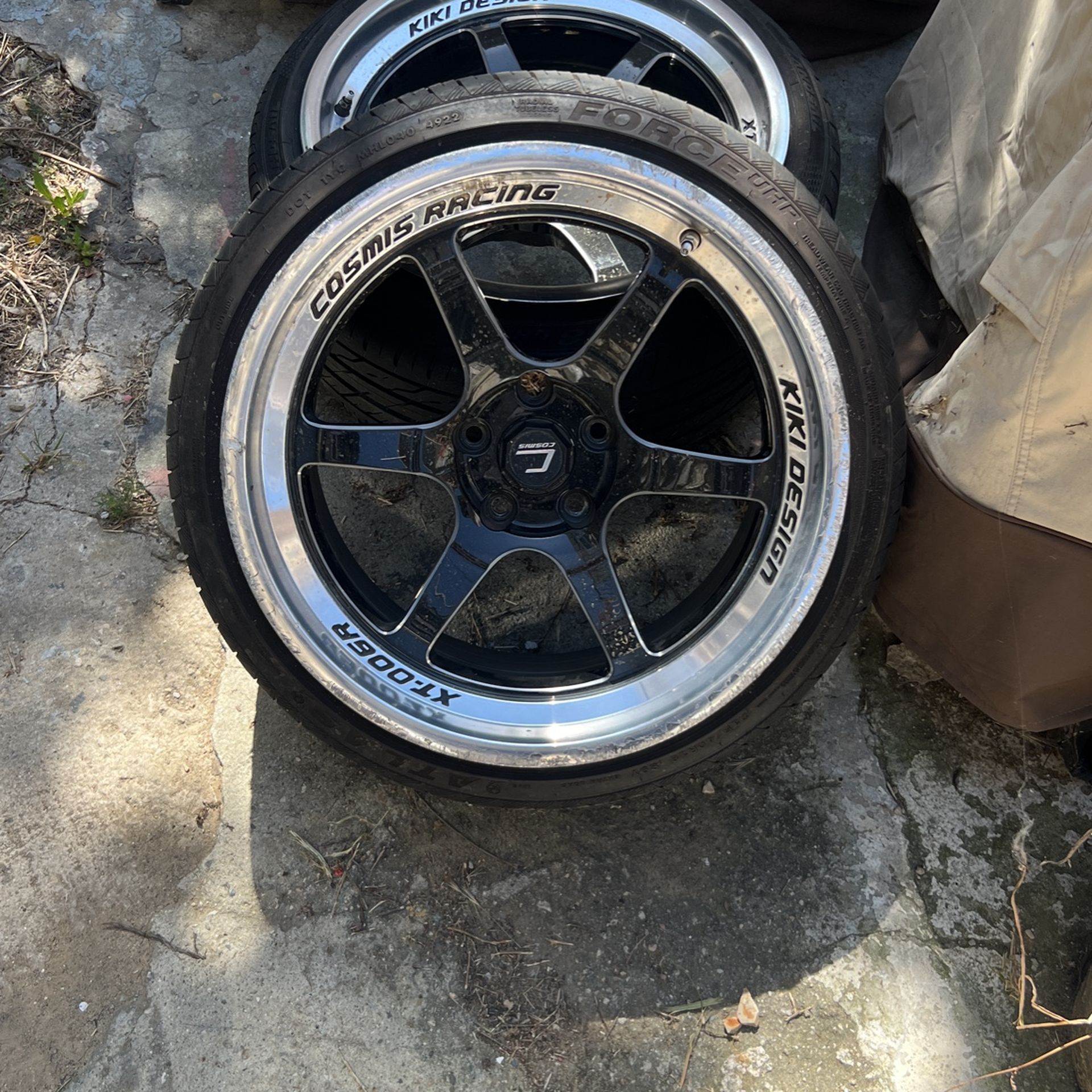 Cosmis racing Wheels for Sale in Los Angeles, CA - OfferUp