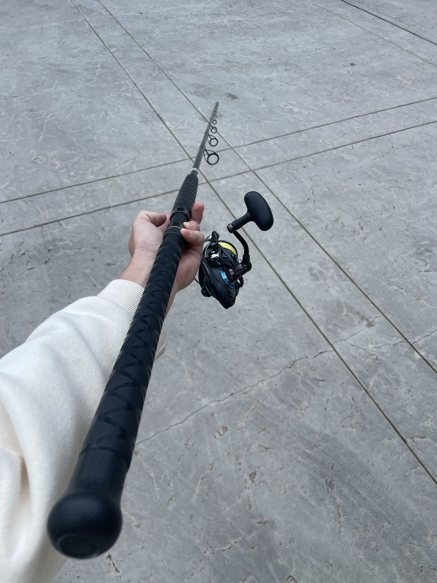 Diawa Saltist 4k / Graftech 8’ 12-20 for Sale in La Mesa, CA - OfferUp