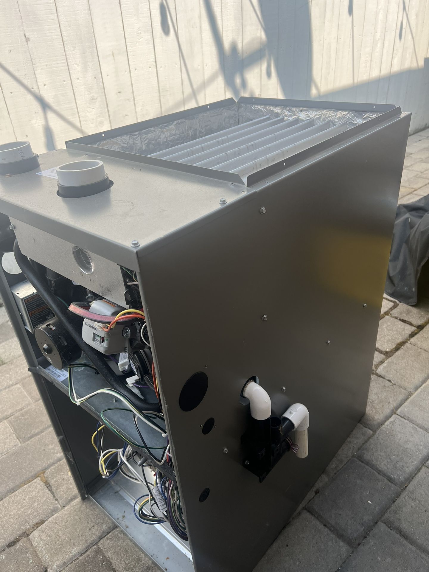 Furnace Lennox 3 Ton 70k for Sale in Portland, OR - OfferUp