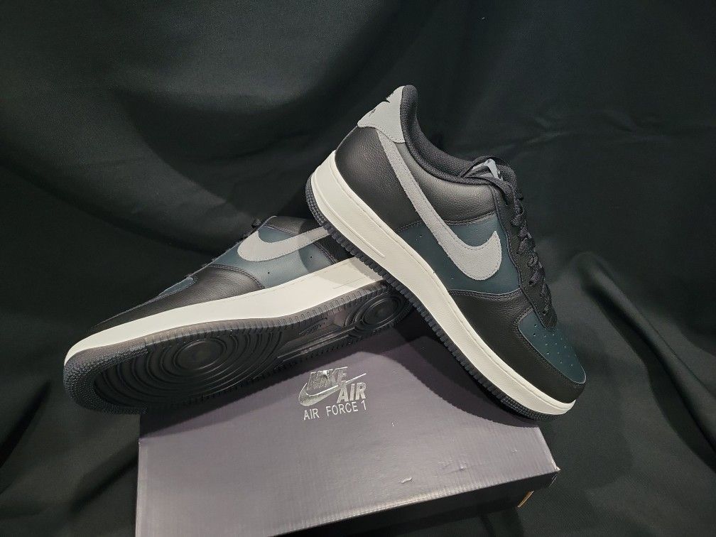 Nike Air Force 1 '07 LV8 (FJ4170 004) Men's Size 13 Black/Smoke Grey Dk ...