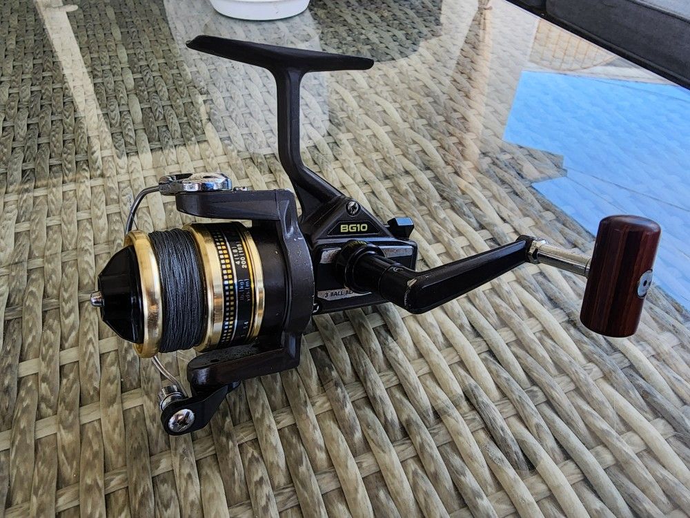 Vintage DAIWA BG10 UL Saltwater Spinning Reel for Sale in West Covina ...