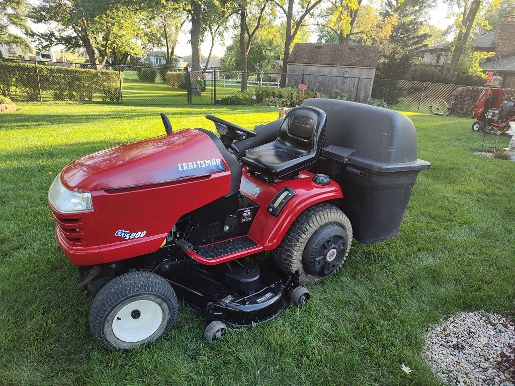 Craftsman Gt5000 for Sale in Homer Glen, IL - OfferUp
