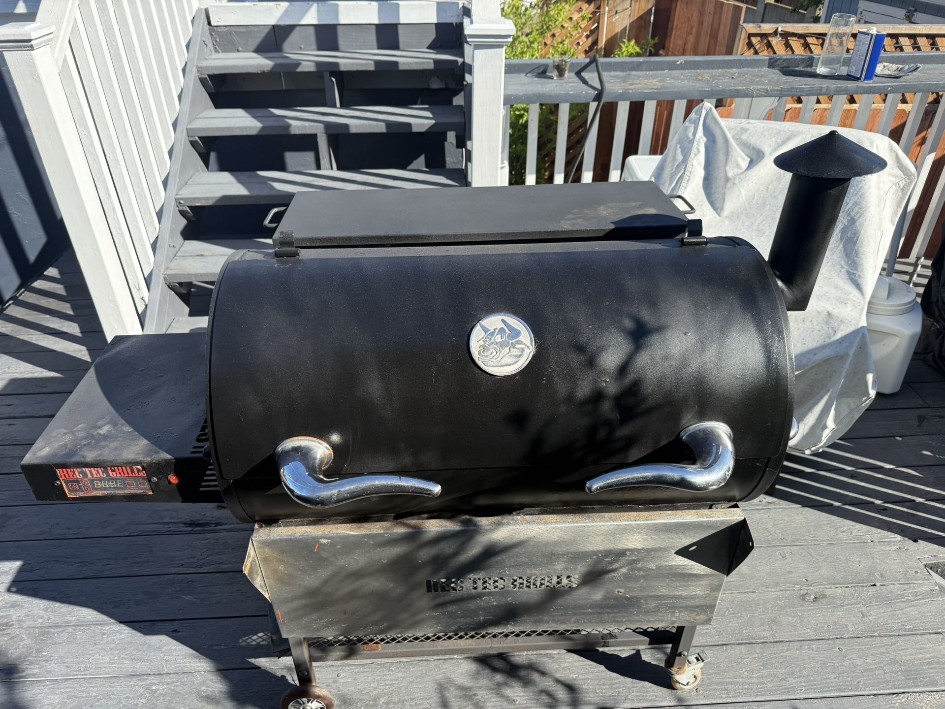 $2500 Rec Tec outdoor smoker bbq grill with double hopper for Sale in ...