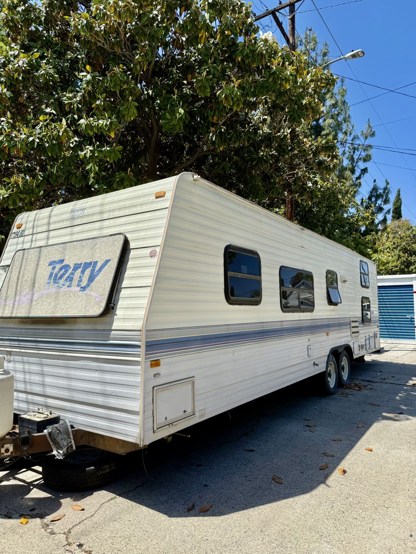1997 32ft Fleetwood Terry Travel Trailer for Sale in Anaheim, CA - OfferUp