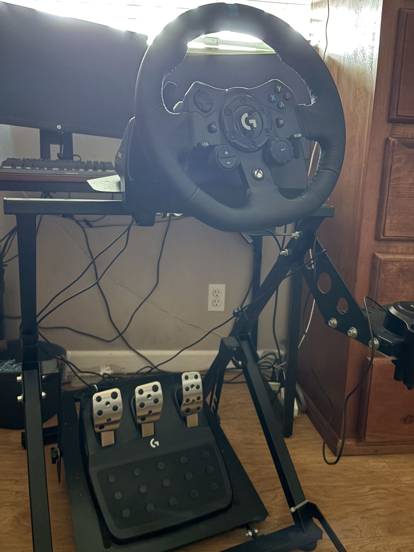 Logitech G923 Steering Wheel w/ Full Set for Sale in Sacramento, CA ...