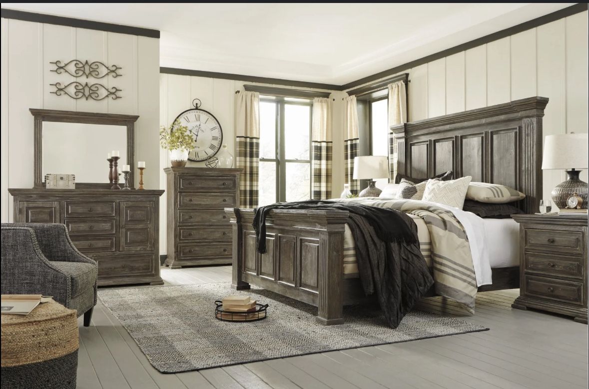 ENTIRE BEDROOM SET - KING for Sale in Katy, TX - OfferUp