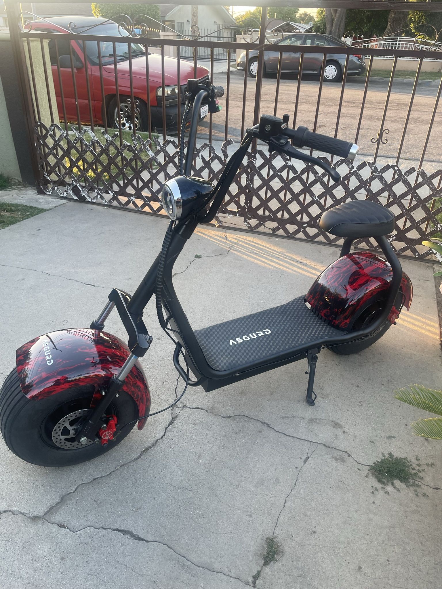 Brand NEW Custom Electric Scooter 2000watts 60Volts, Electric Bikes ...