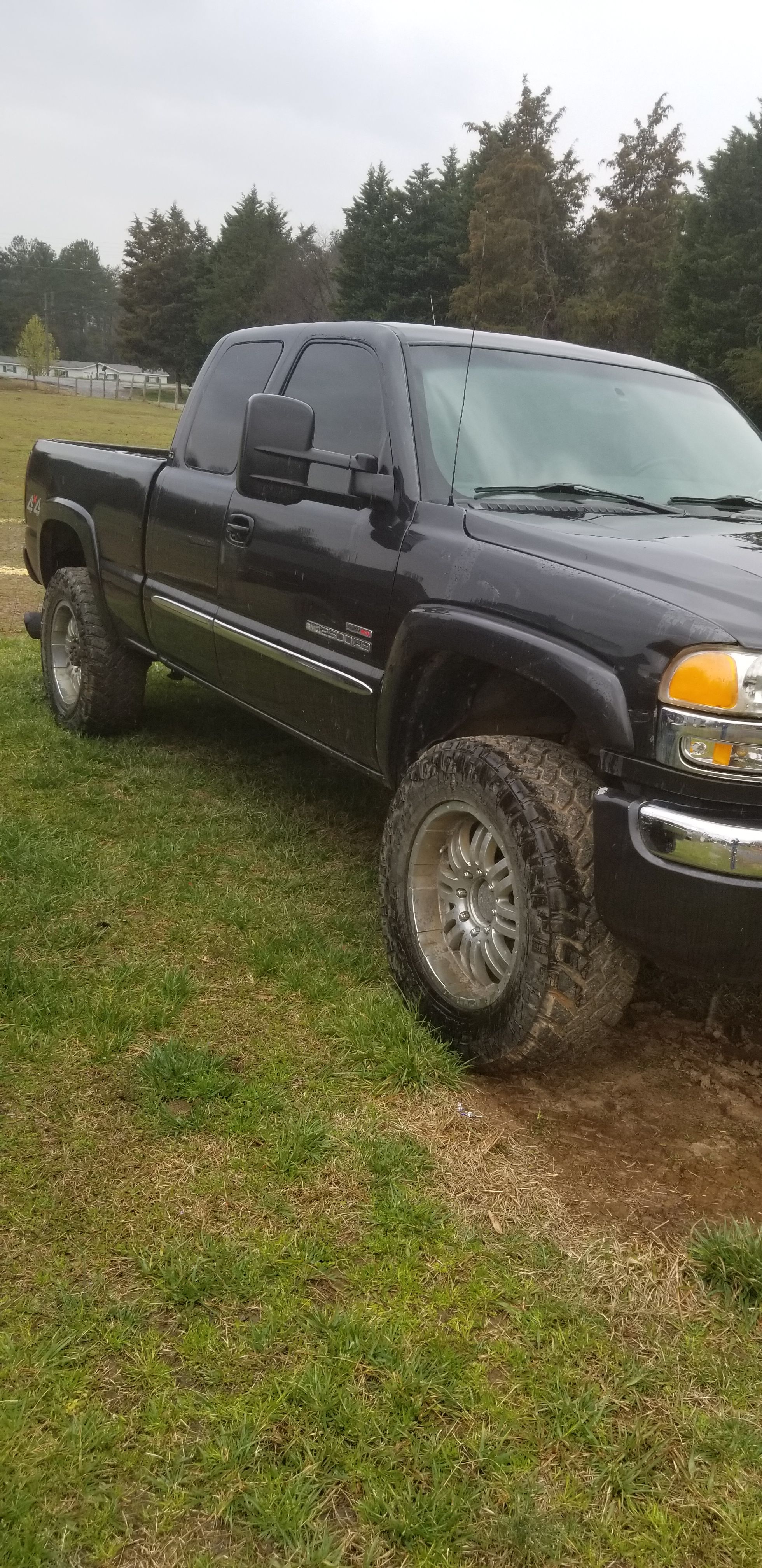 05 sierra 2500hd duramax. for Sale in Lake Wylie, SC - OfferUp