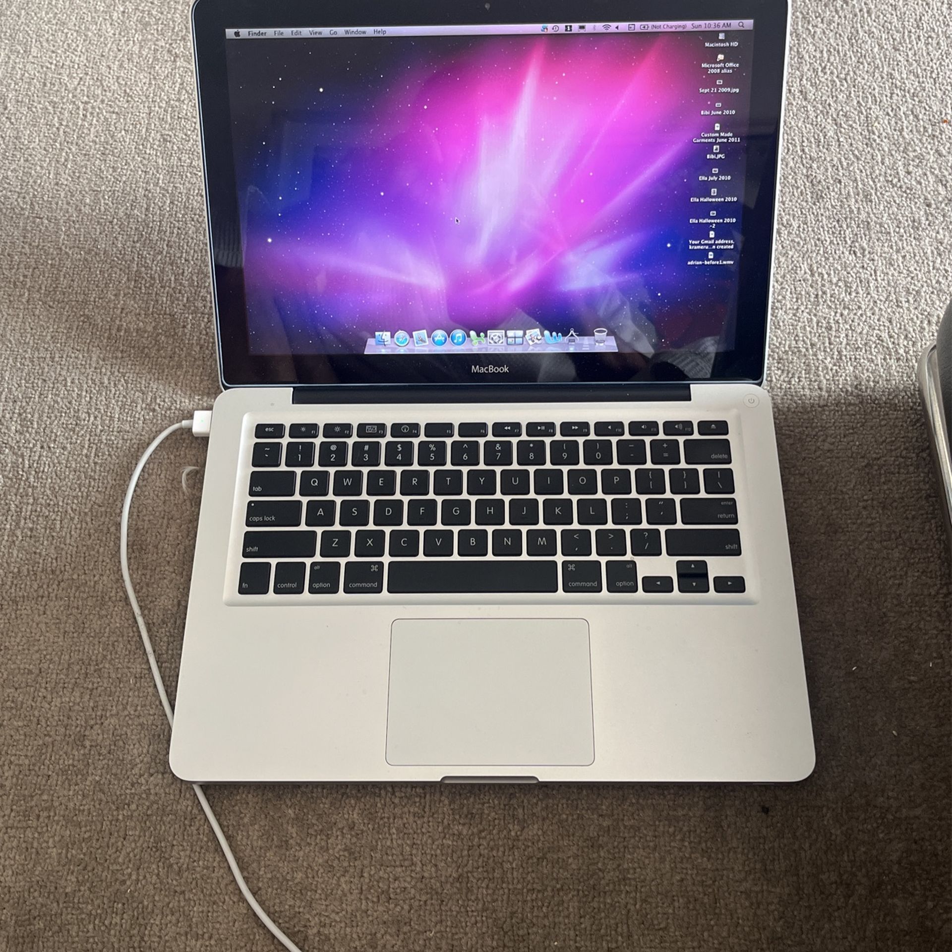 MacBook 5,1 for Sale in West Hollywood, CA - OfferUp