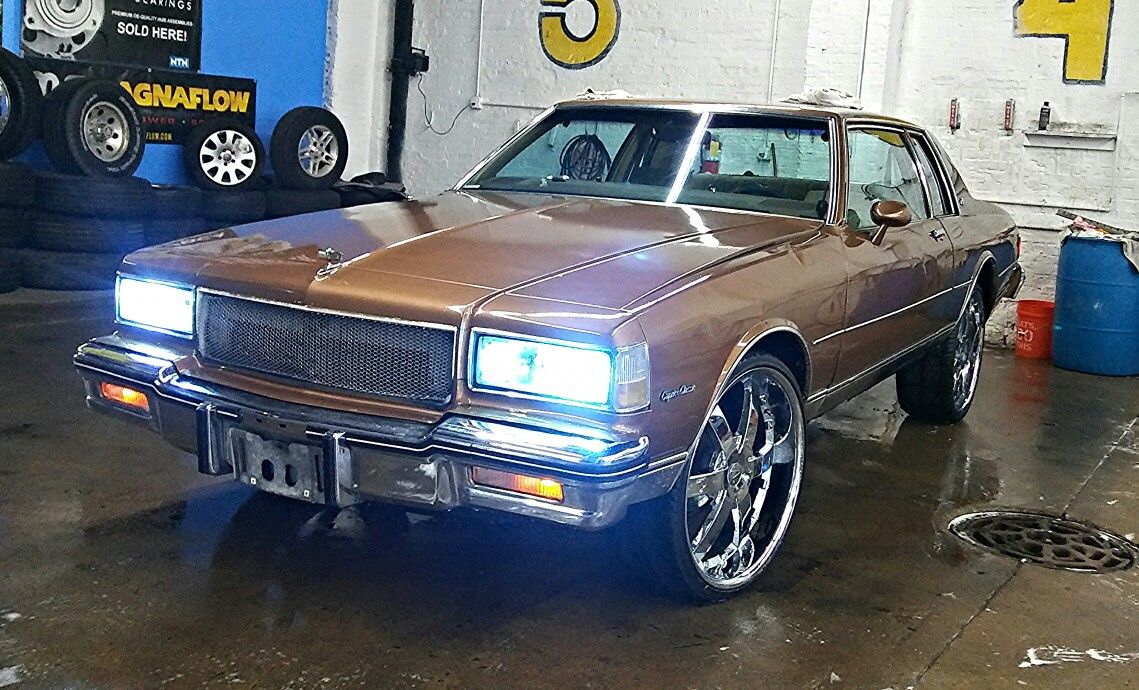 2 Door Box Chevy On 24s