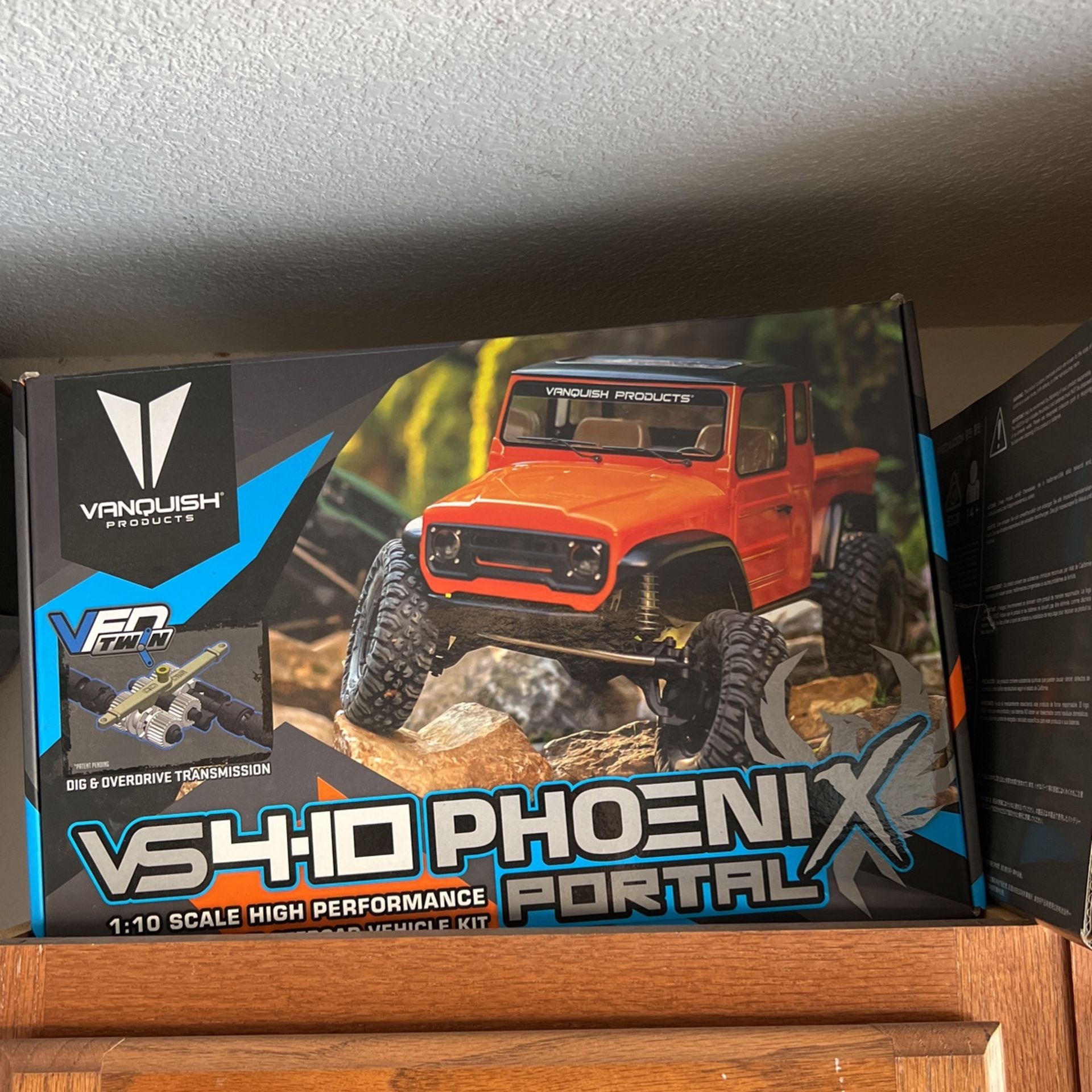 Vs410 Vanquish Rc Crawler for Sale in Peoria, AZ - OfferUp