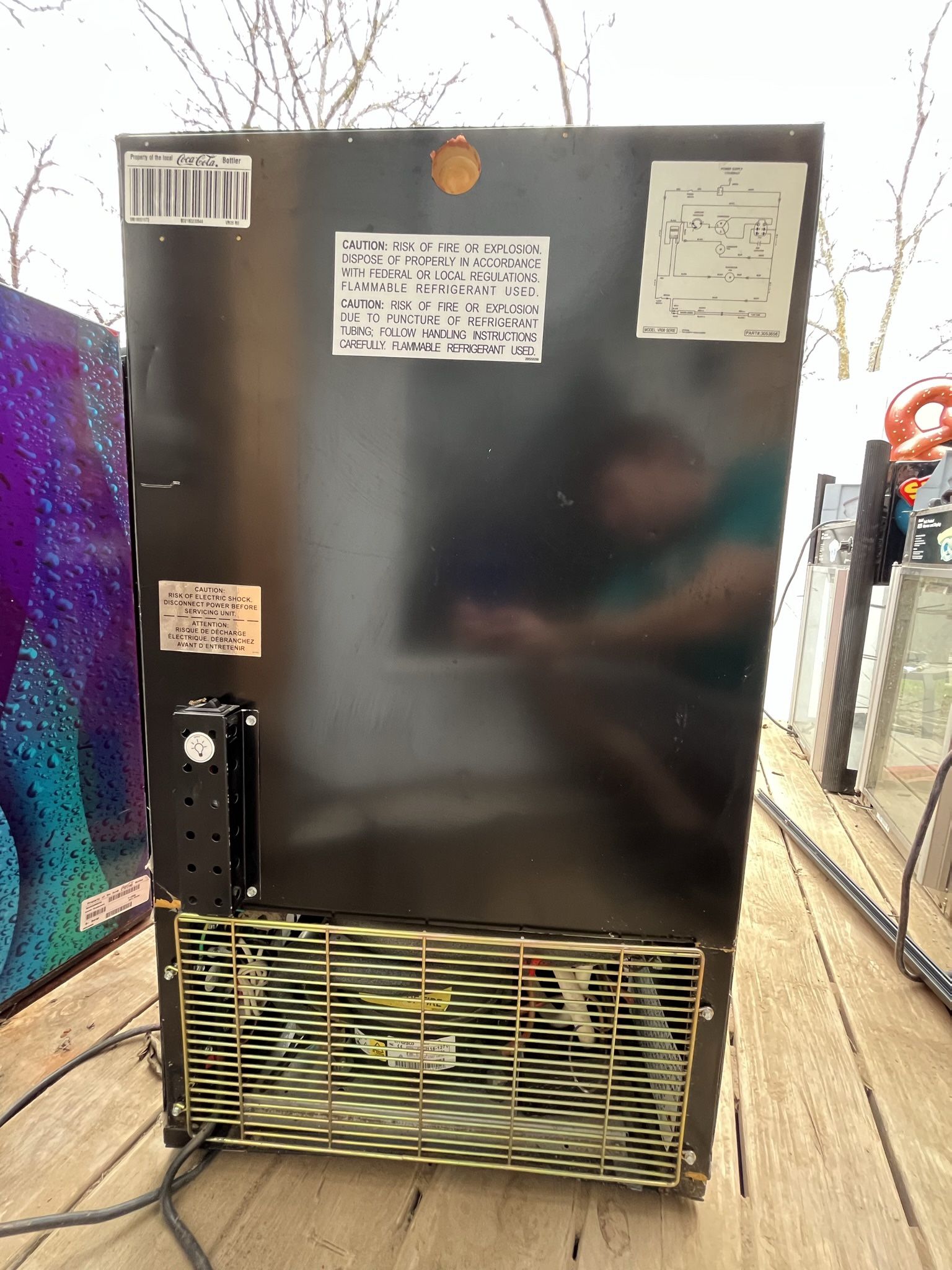 Coke Vending Matching Imvera VR06 for Sale in Marion, TX - OfferUp