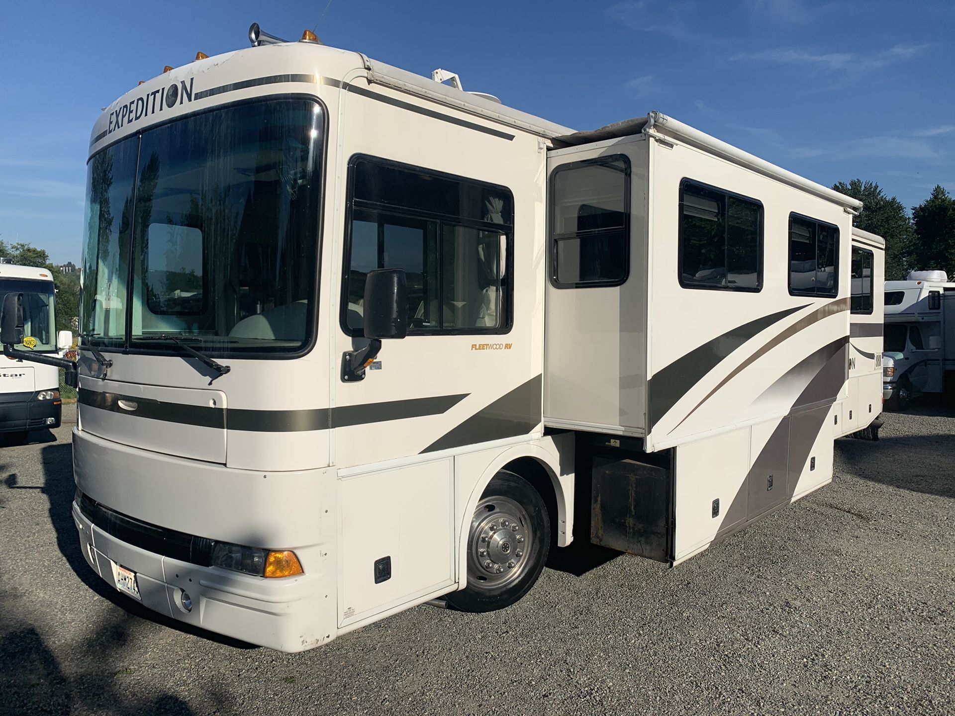 2001 Fleetwood Expedition 36ft Diesel Pusher 2 Slides Motorhome for ...