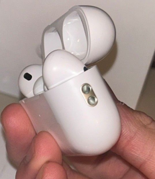 Airpod Pros 2nd Gen W Magsafe Case For Sale In Seattle Wa Offerup
