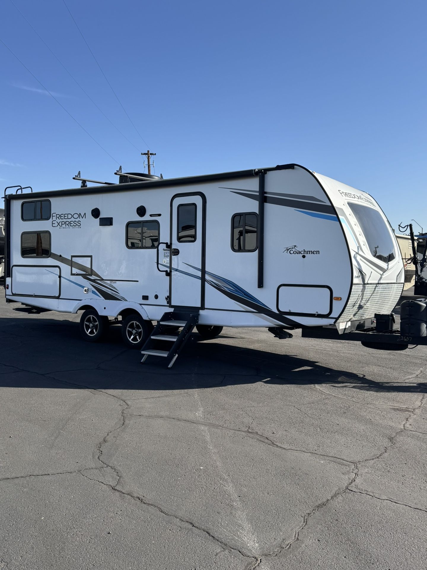2022 Coachmen Freedom express 257BHS for Sale in Glendale, AZ - OfferUp