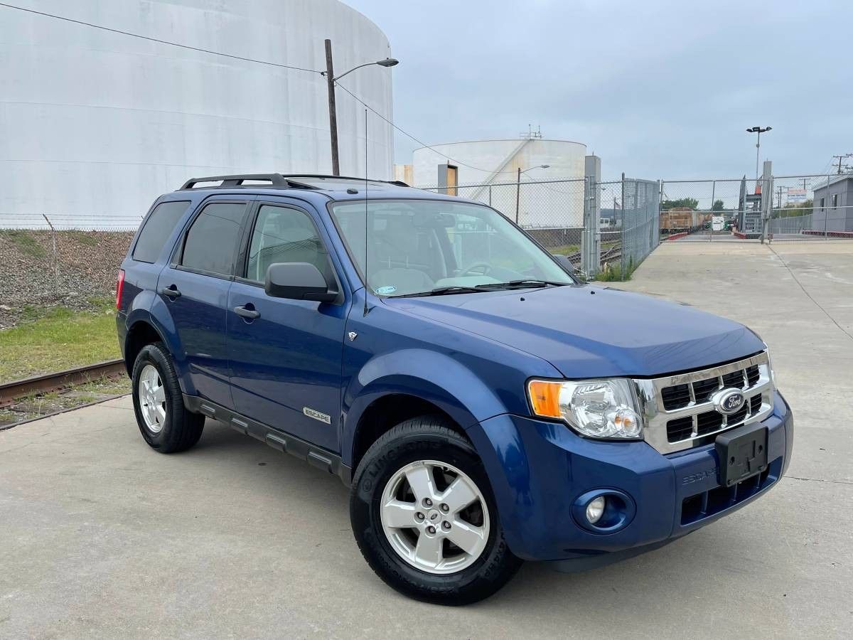 2008 Ford Escape XLT for Sale in Los Angeles, CA - OfferUp