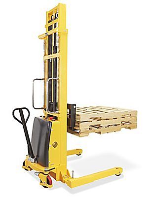 ULINE Straddle Stacker - 137” Lift for Sale in Miami, FL - OfferUp