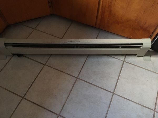 Electric baseboard heater for Sale in Weatherly, PA - OfferUp