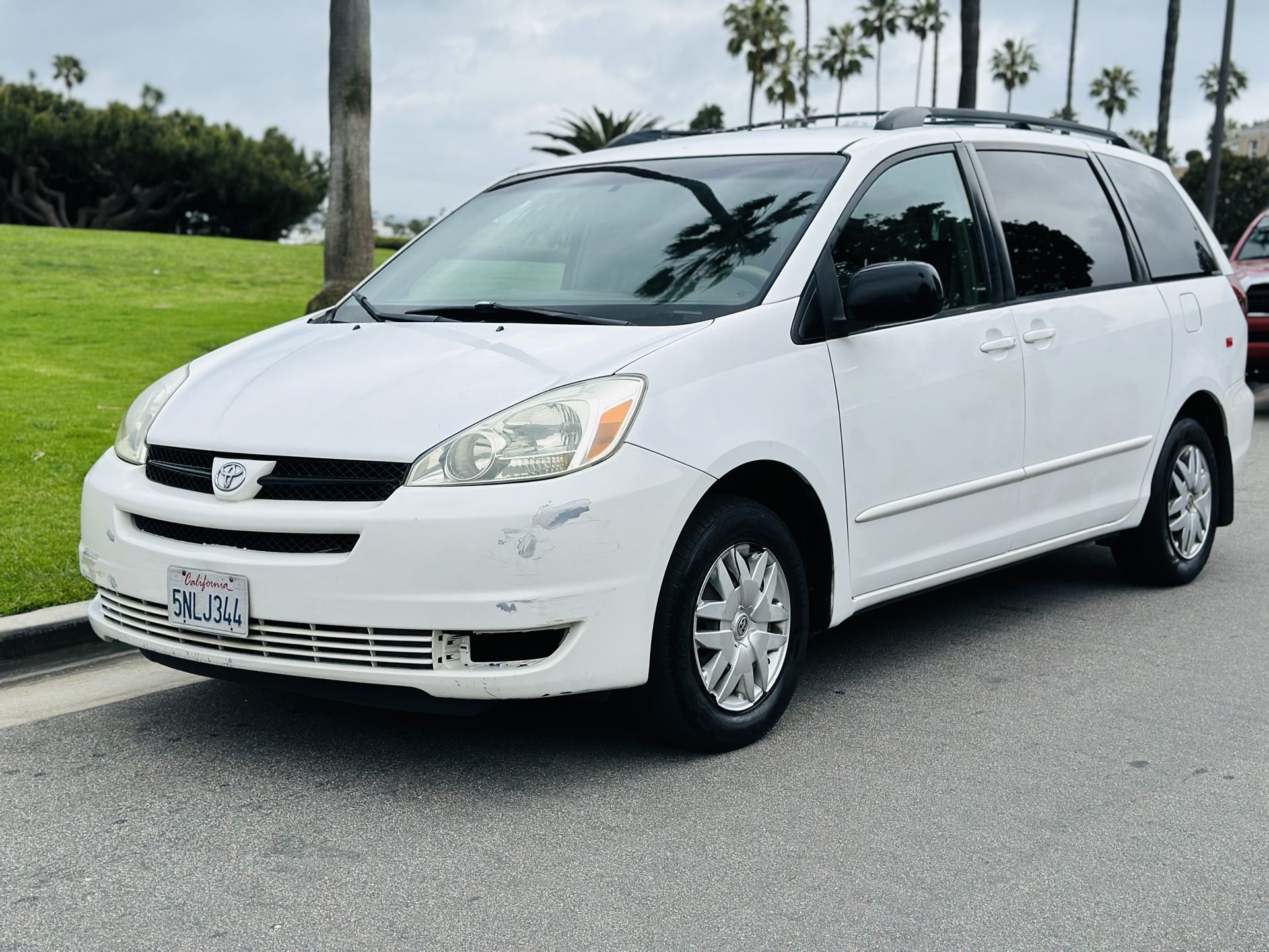 2005 Toyota Sienna for Sale in Costa Mesa, CA - OfferUp
